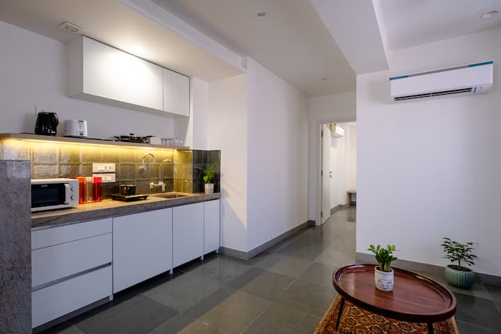 Luxury 1bhk Apartment In Central Jaipur - Jaipur