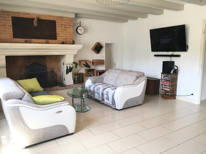 Dans Un Manoir Du 19eme - Joué-lès-Tours