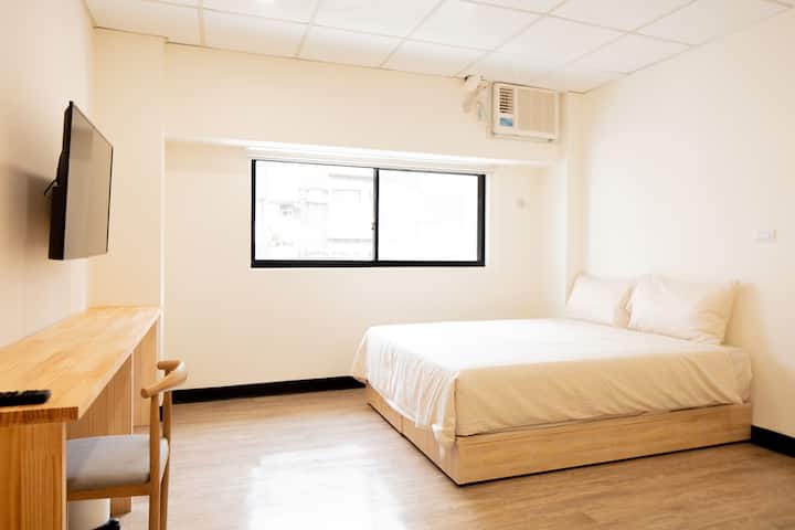 Breeze Center/24hr Concierge/tpe/mrt 7 Min - 三重區