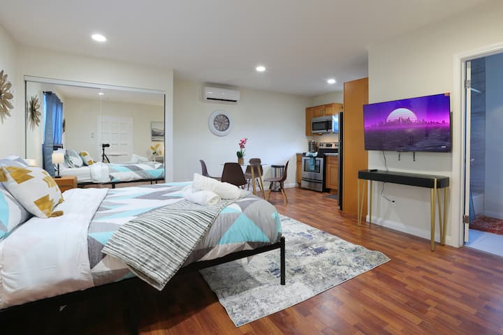 Haven In Convenient La Location - El Segundo, CA
