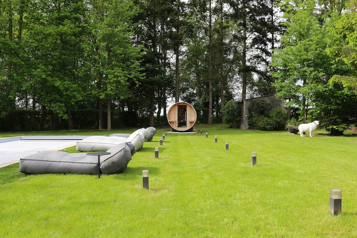 La Villa Fleurie Avec Piscine - Haute-Normandie
