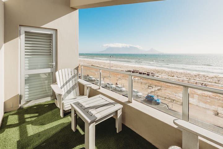 Voir La Mer - Blouberg Beach Penthouse - Parklands