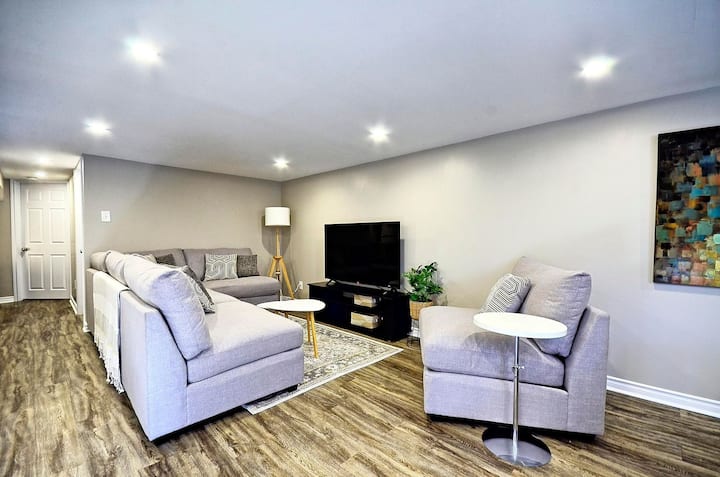 New 1 Bed+1bath Lower Level Suite - Ottawa