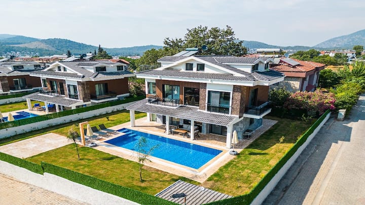 Fethiye ÖLüdeniz De 4+1 ÖZel Havuzlu Villa - Ölüdeniz