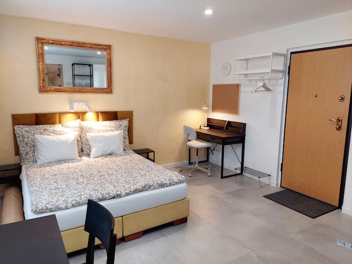 Studio Apartment In Klagenfurt - Klagenfurt