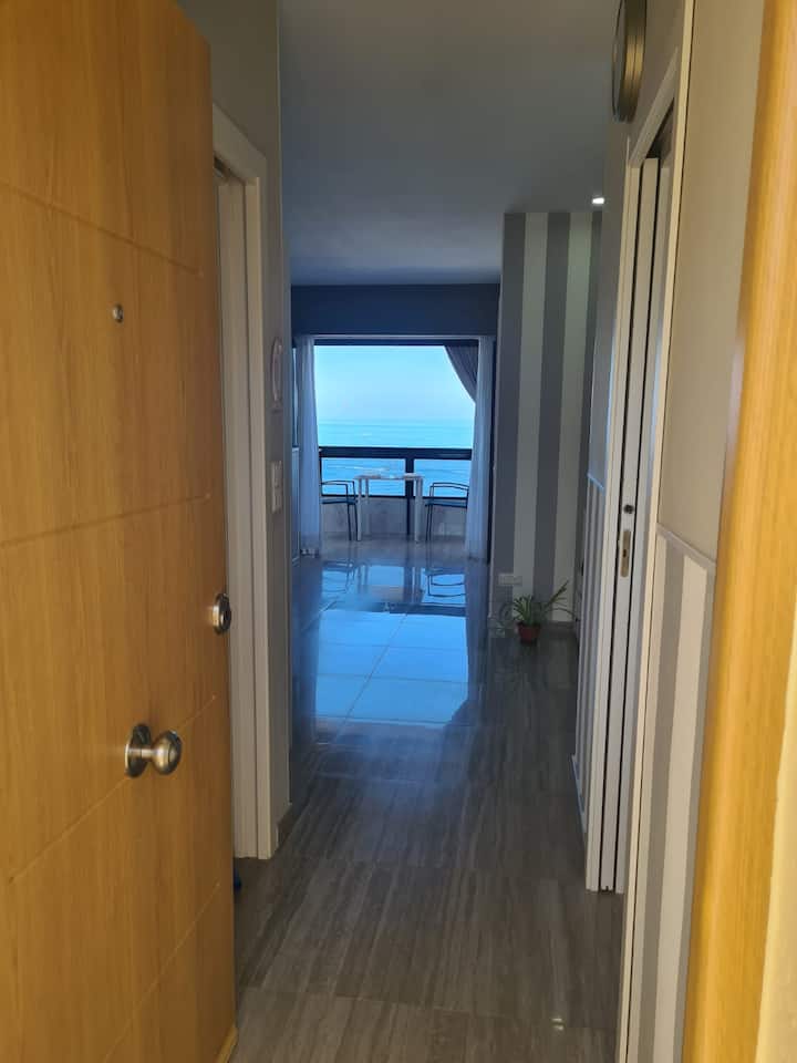 Precioso Apartamento En La Playa - Benalmádena