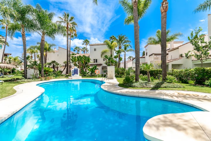 Family Beach Apartment With 3 Bedrooms - Marbella
