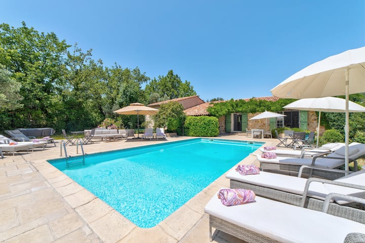 Joli Mas Provençal Avec Piscine - Fayence