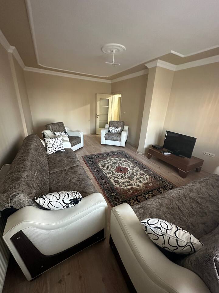 Cosy House Best Location - Yomra