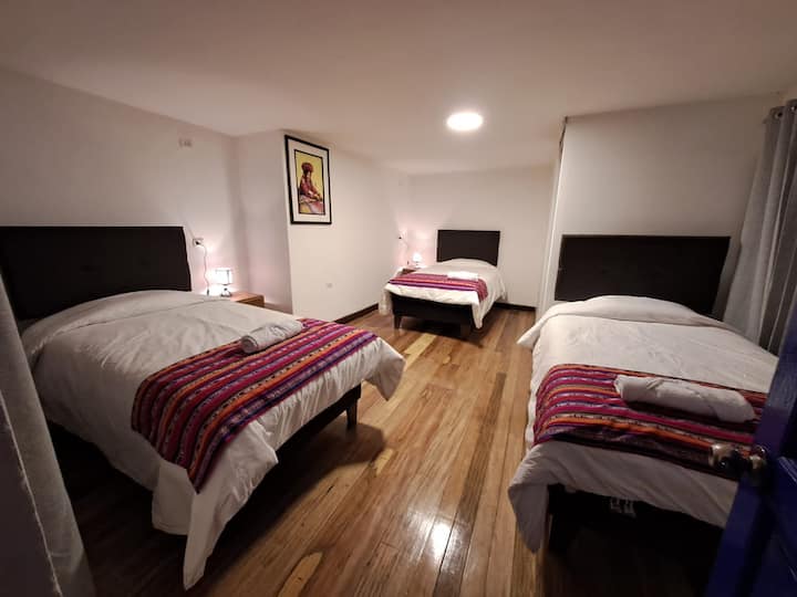 Marina's House: Varias Habs. Priv. C/baño Propio - Cusco