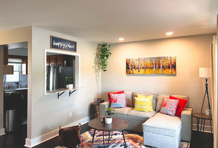 New | Centrally Located Comfy 2 Br Ranch - Carousel, Davenport