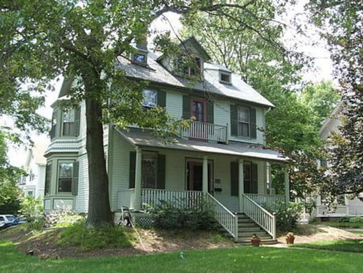 Boston - Spacious Victorian - Newton, MA