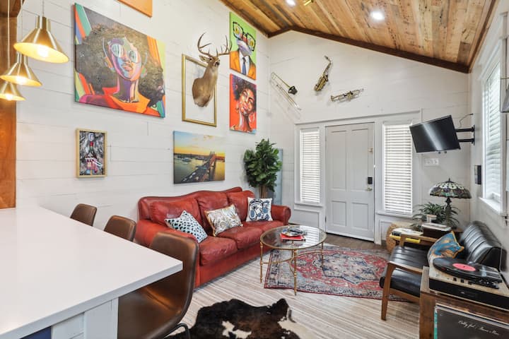 Artsy Shotgun-uptown New Orleans - New Orleans, LA