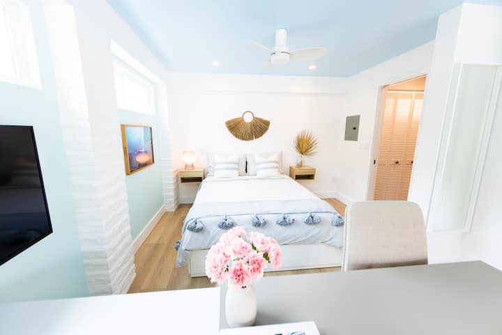 Cardiff Surf Shack | Brand New @Epic Location - Encinitas, CA