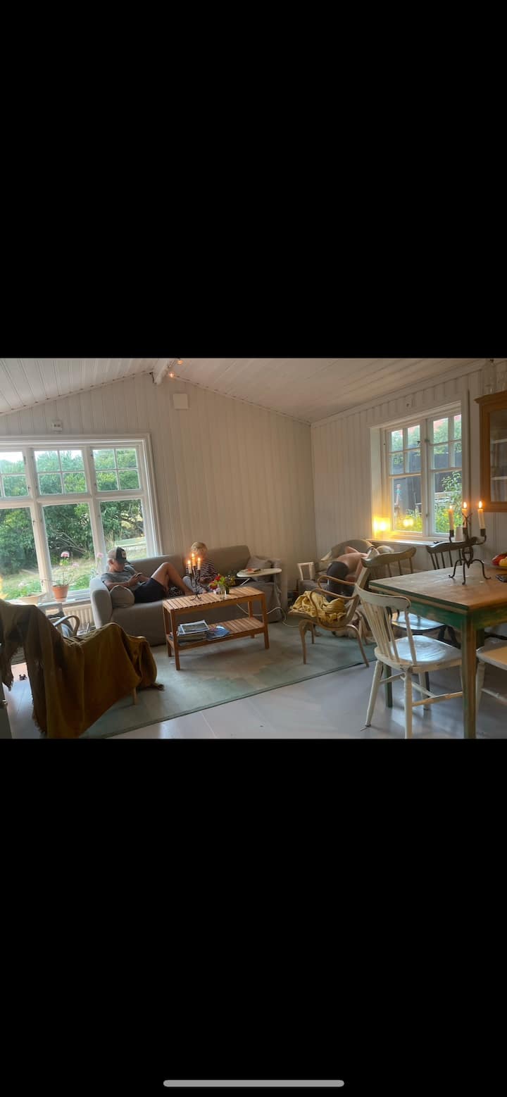Mysig Stuga På Skärgårdsön Grötö - Öckerö