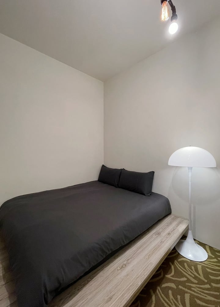 ღ夏日ღ 2023全新雙人獨立衛浴套房｜精品toto衛浴｜近正興街 神農街 國華街 友愛街 - Tainan City