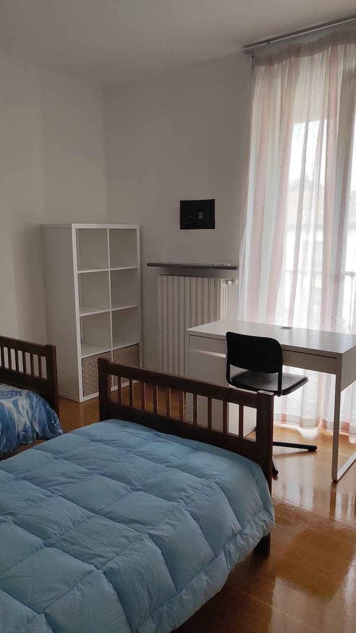 Casa Vacanza "La Volpe E L'ape" - Pavia