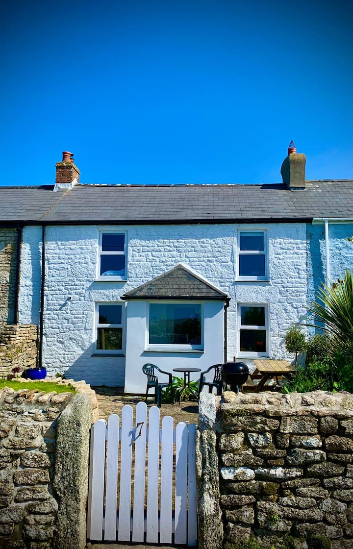 Teylú - A Cosy Cornish Cottage - Pendeen