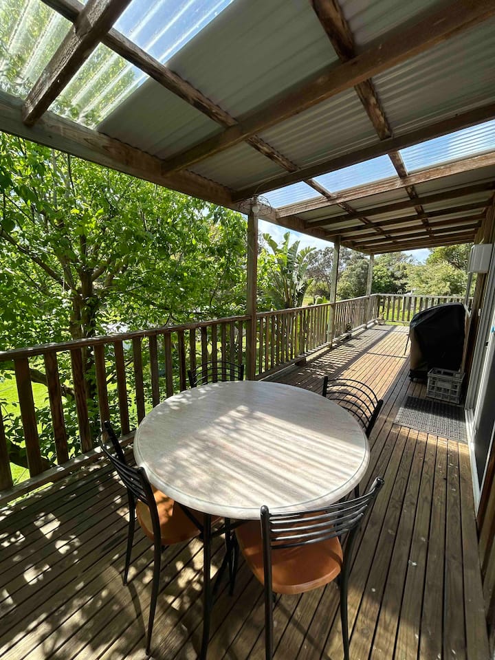 Clifton Beach Lodge: 4 Lochard- 2 Bedroom Cabin - Port Campbell National Park