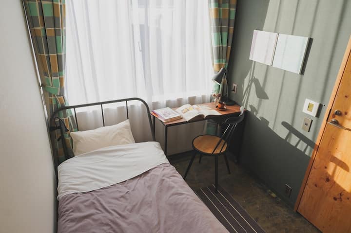 Small Single Room | Hostel Niniroom - Kyoto