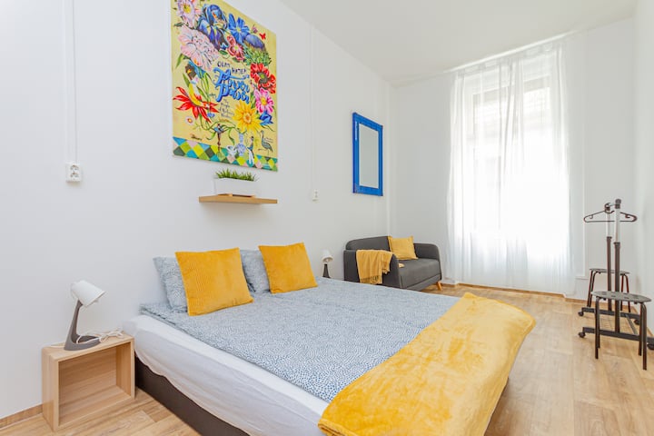 Soul Of Budapest / Sleeps 13 / Ac - Hungary
