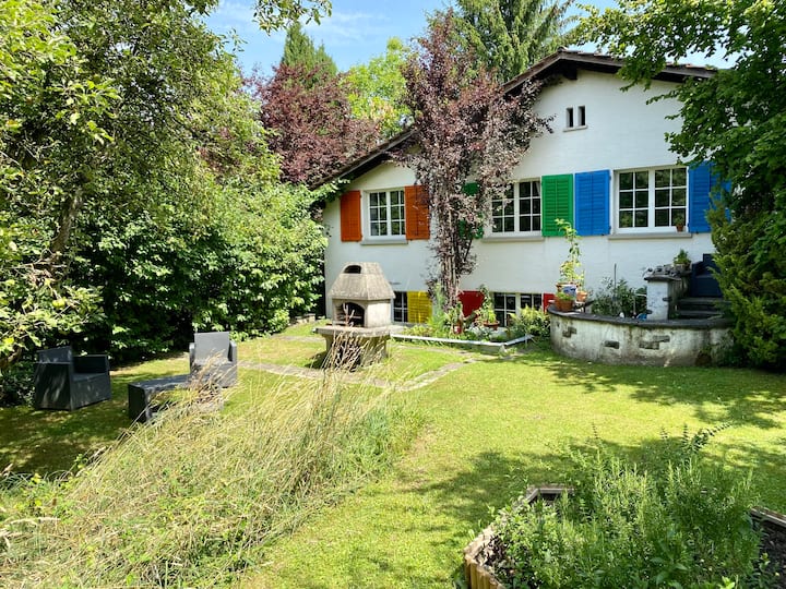 Haus Mit Grossem Naturnahen Garten - Lucerne