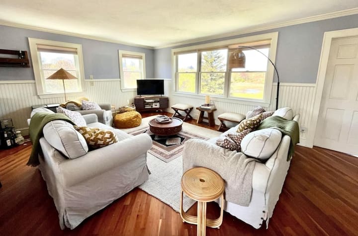 5 Bedroom, Newly Updated Home - Block Island, RI