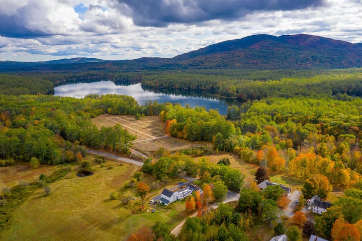 Family-friendly Historic Home - Ossipee, NH