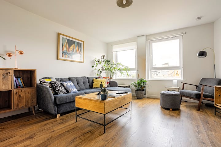 Cosy Castle View Apartment - Fife