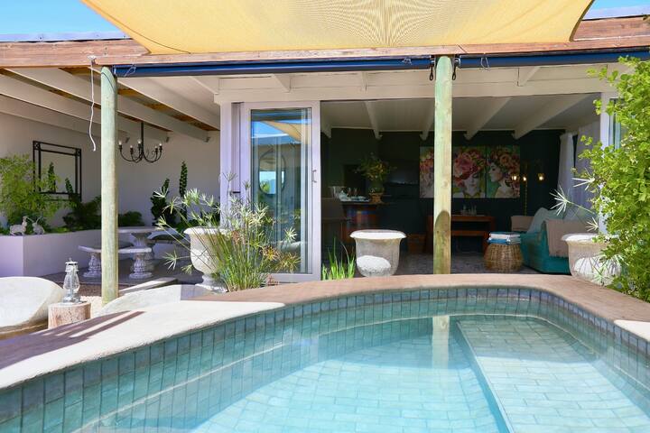 Garden Studio – Romantic Getaway - Jacobs Bay
