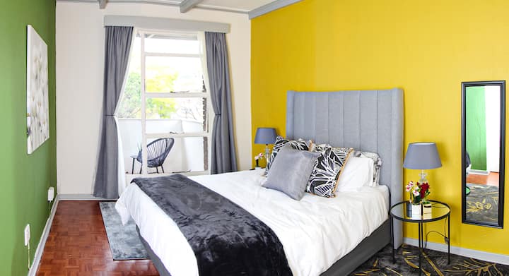 Spacious 1 Bedroom In Sandton - Sandton