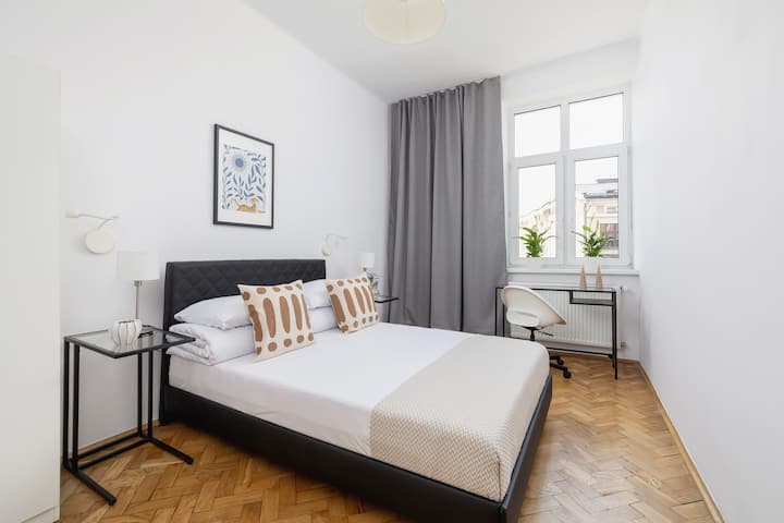 1-bedroom Apartment With Balcony - Długa 65 - クラクフ