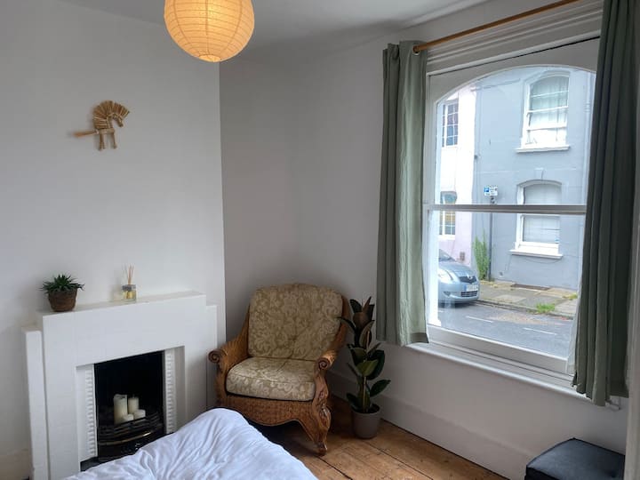 A Lovely Room In A Terrace House - 브라이턴