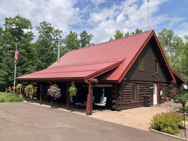 Log Home In The Woods On 40 Ac! - Moose Lake State Park, Moose Lake