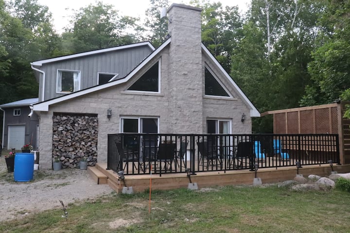 Cozy Family Cottage Near Beach - Meaford