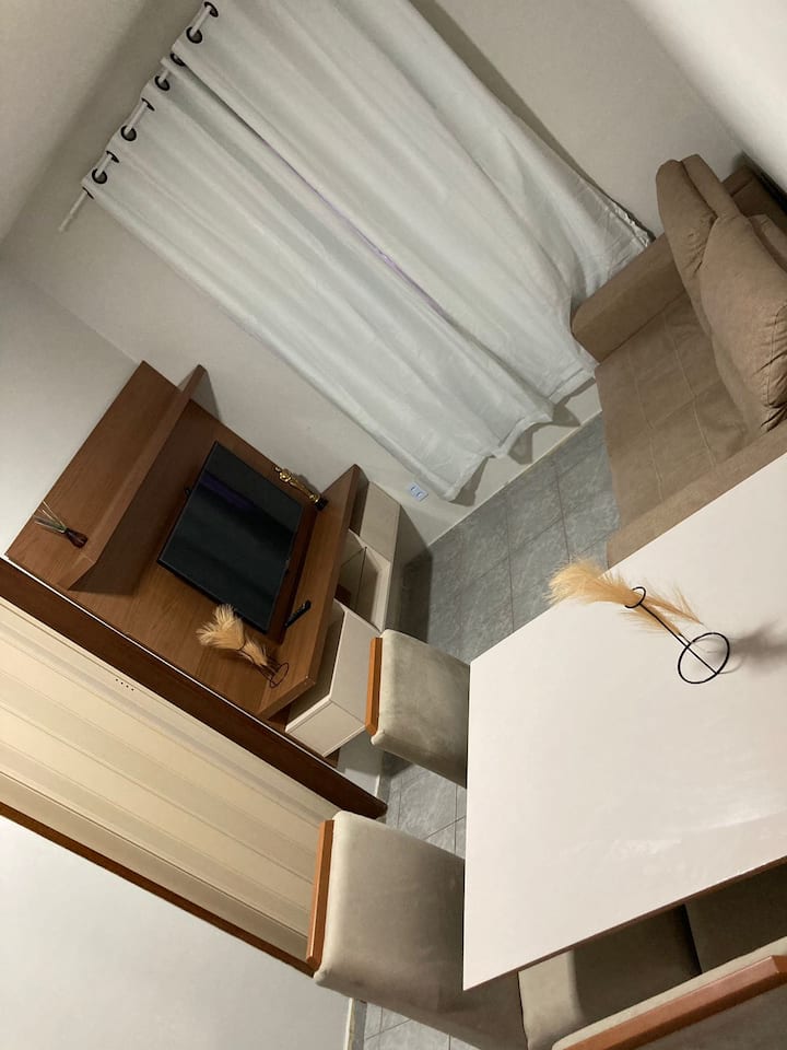 Lindo Apartamento Com Garagem Na Praia Do Morro - Guarapari