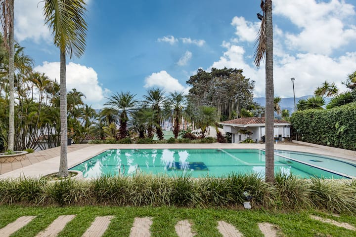 Country House With Pool And Tropical House - Sabaneta