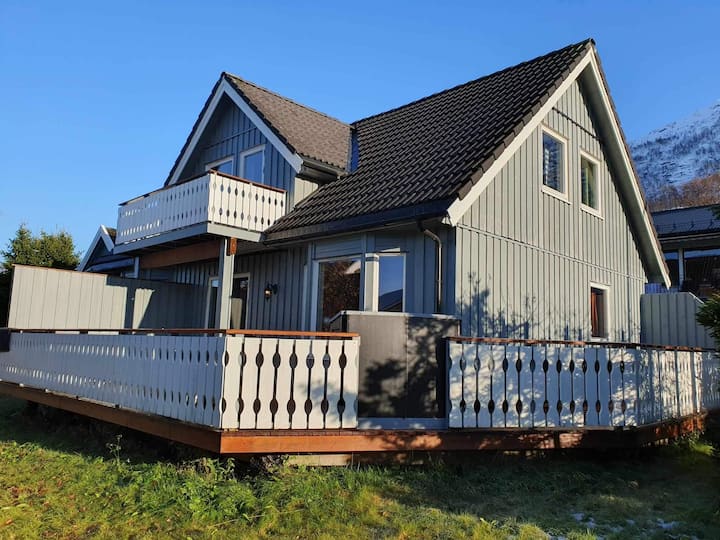 Koselig Hus På Tomasjord - Tromsø