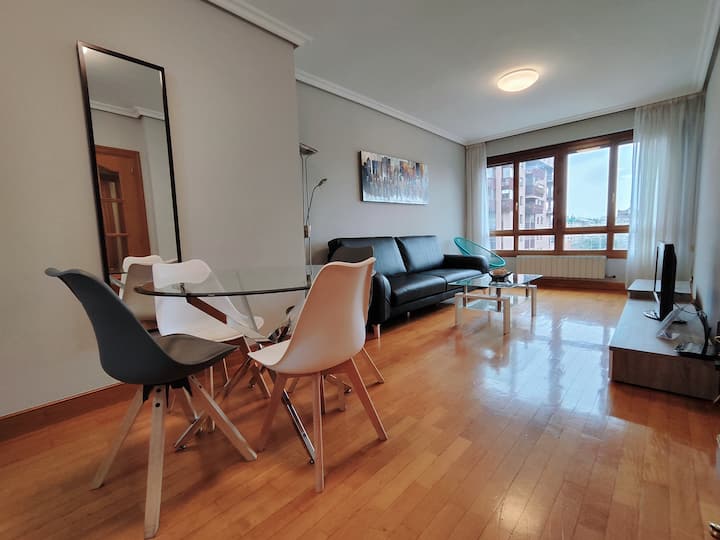 Charming Smart Apartment For 3-4 - Pampelune