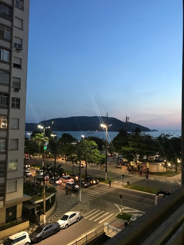 Apto De Esquina Com á Praia - C5 - Santos