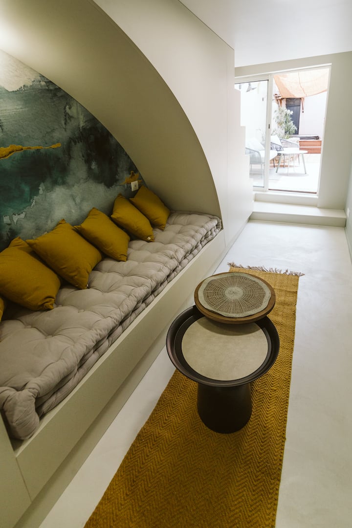 Cocon De Charme Avec Jacuzzi Privé & Terrasse - Cuges-les-Pins