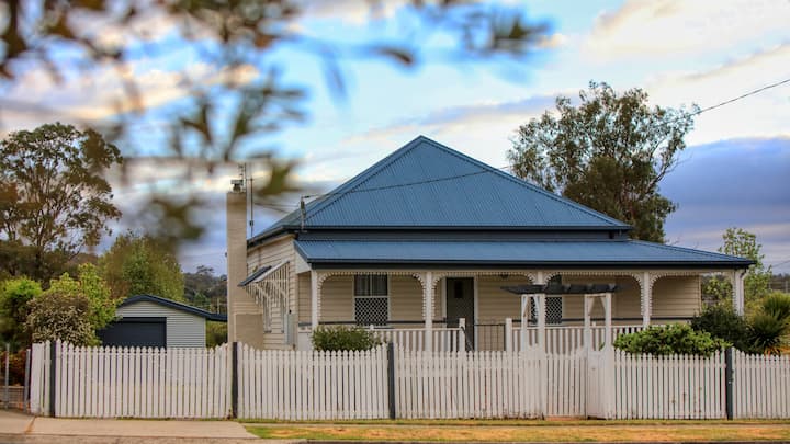 Creek View Cottage - Stanthorpe