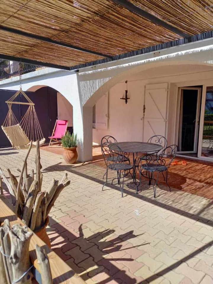 Appartement à Aigues Mortes N’1. - Saint-Laurent-d'Aigouze