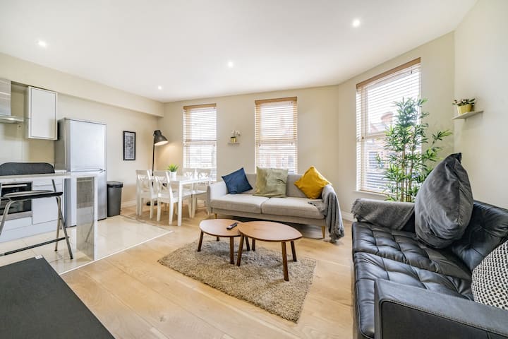 The Woodstock-2 Bd Mod Duplex Ap - Stormont