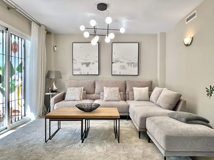 Unique Townhouse In Front Of Puerto Banus - Marbella