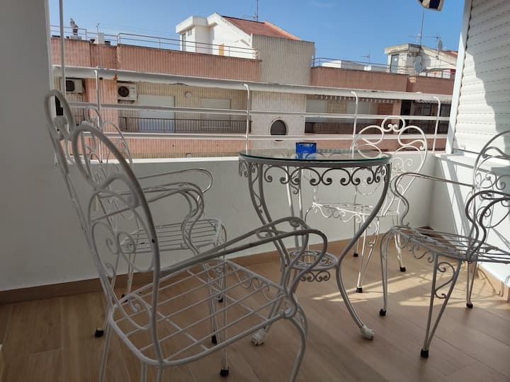 Bonito Apartamento Vacacional - Gandía