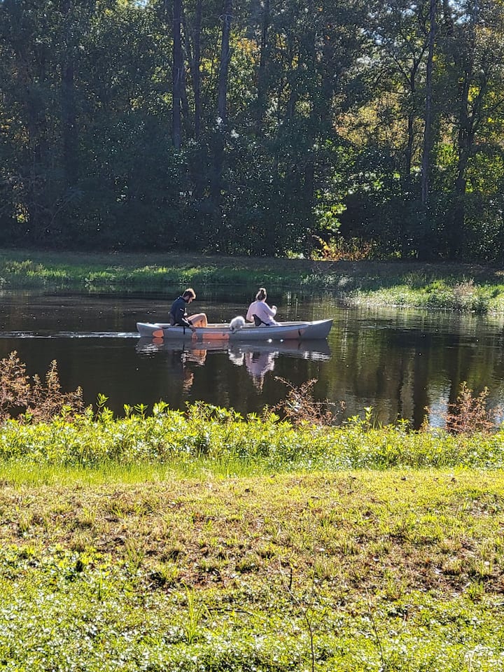 Pond, Hot Tub, Tinyvintagerv - Stagecoach, TX