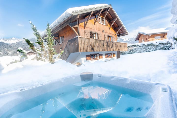 Chalet ÉToile With Hot Tub Close To Piste And Lift - Les Carroz d'Arâches