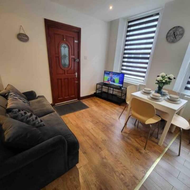 Studio Flat In Fitzrovia- Near Major Attractions! - Dalston - London