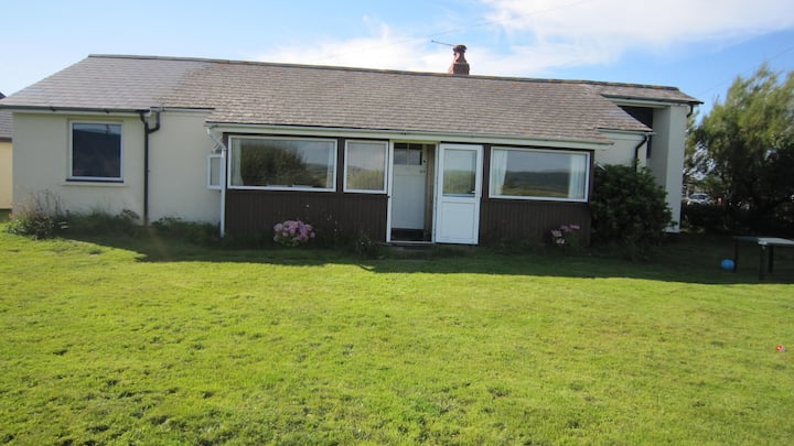 Bungalow By The Beach. - Aberdovey